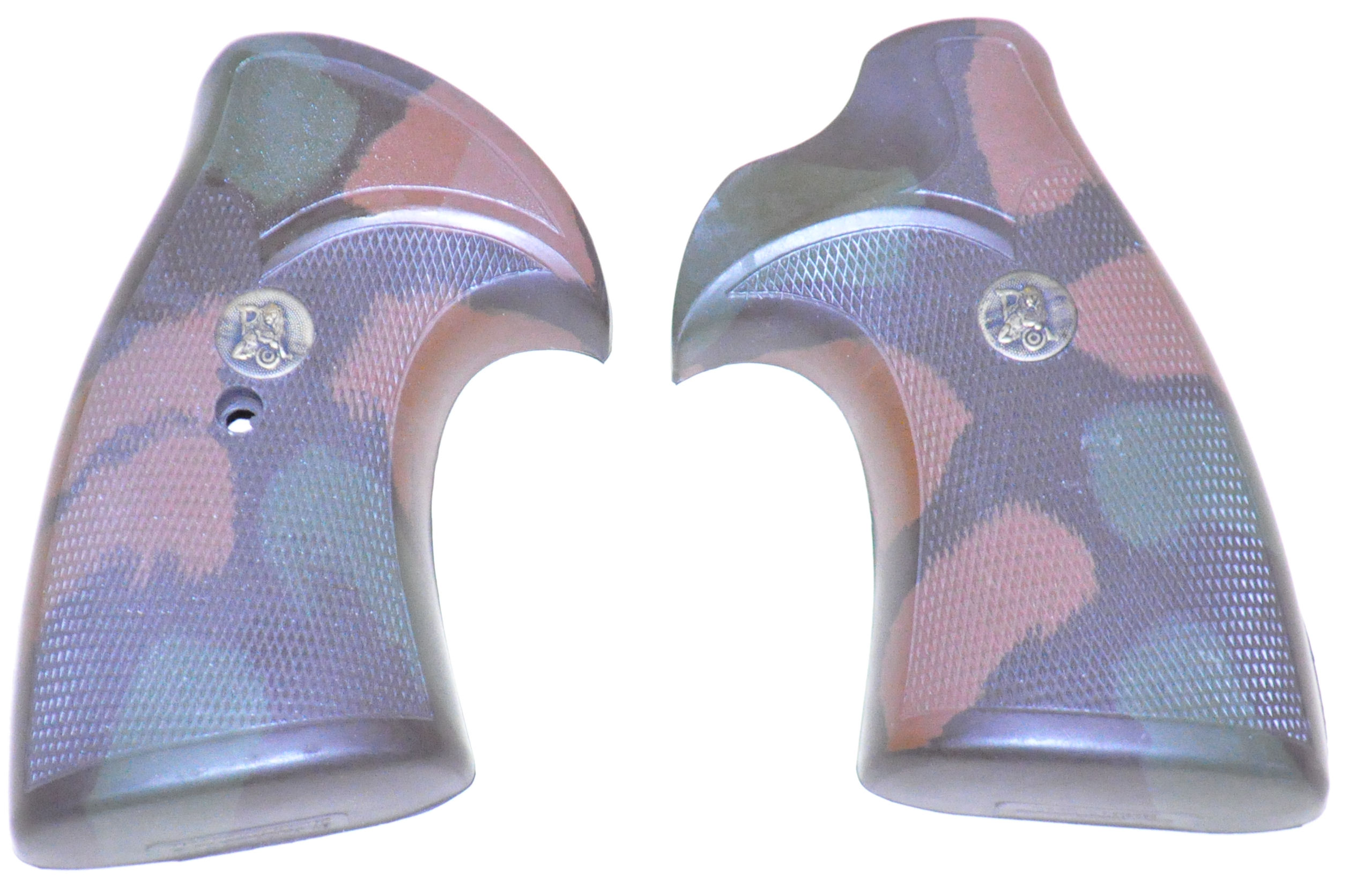 Ruger Redhawk Pachmayr Camo grips Ruger Redhawk Pachmayr Camo grips